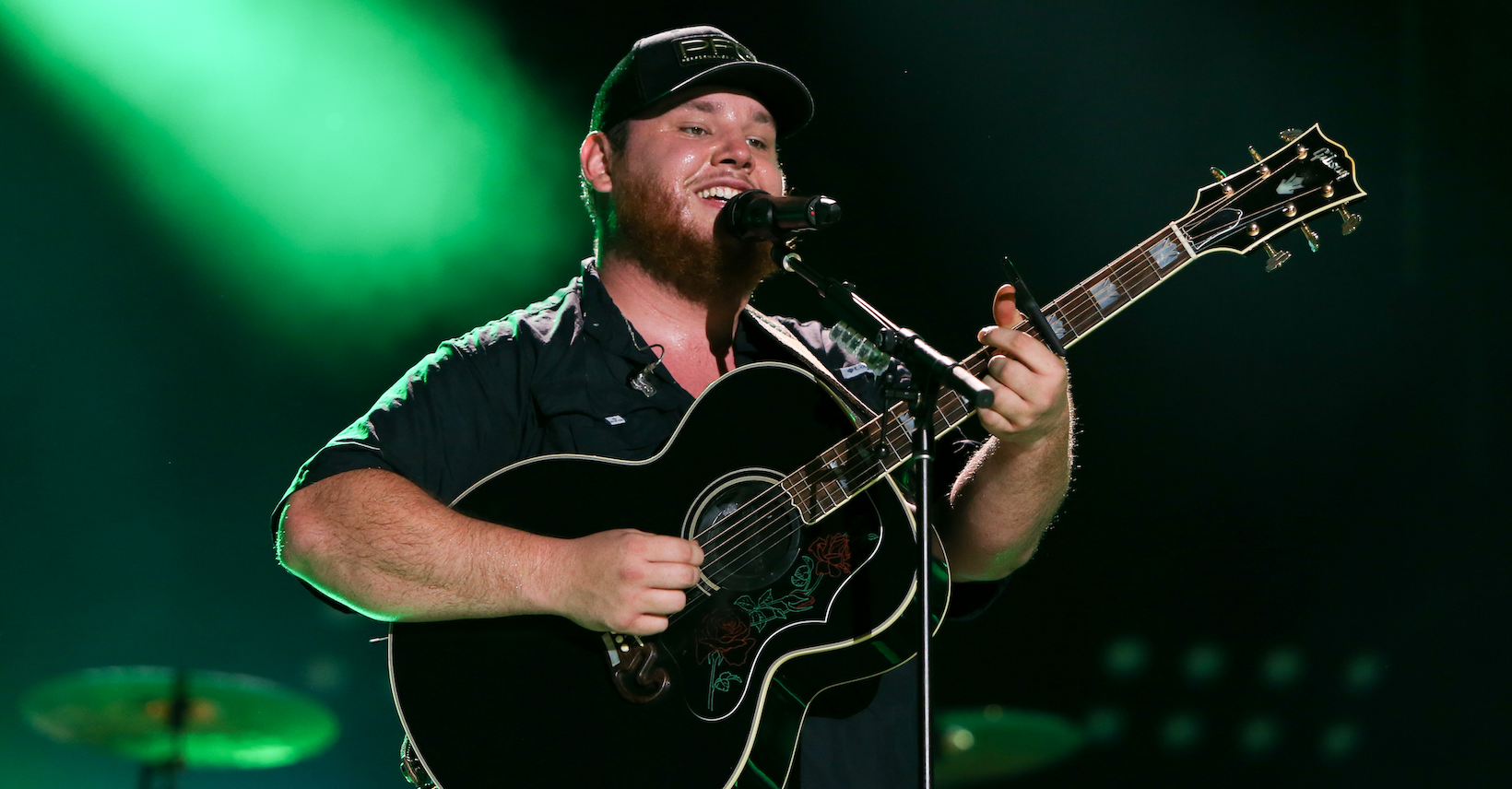 Luke Combs, Lainey Wilson Among 2025 CMA Awards Performers